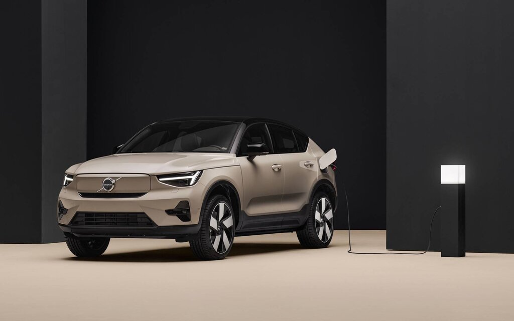 Volvo EC40: The Electric SUV That’s Changing the Game -Autonexa