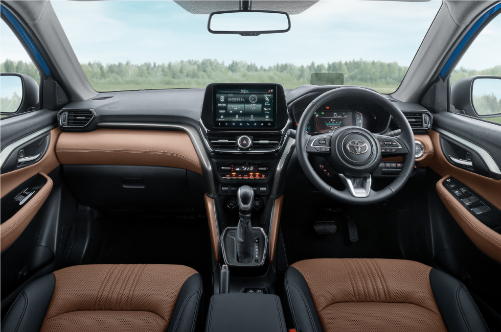 Toyota Hyryder vs Maruti Grand Vitara (CNG) – What Should You Buy ...