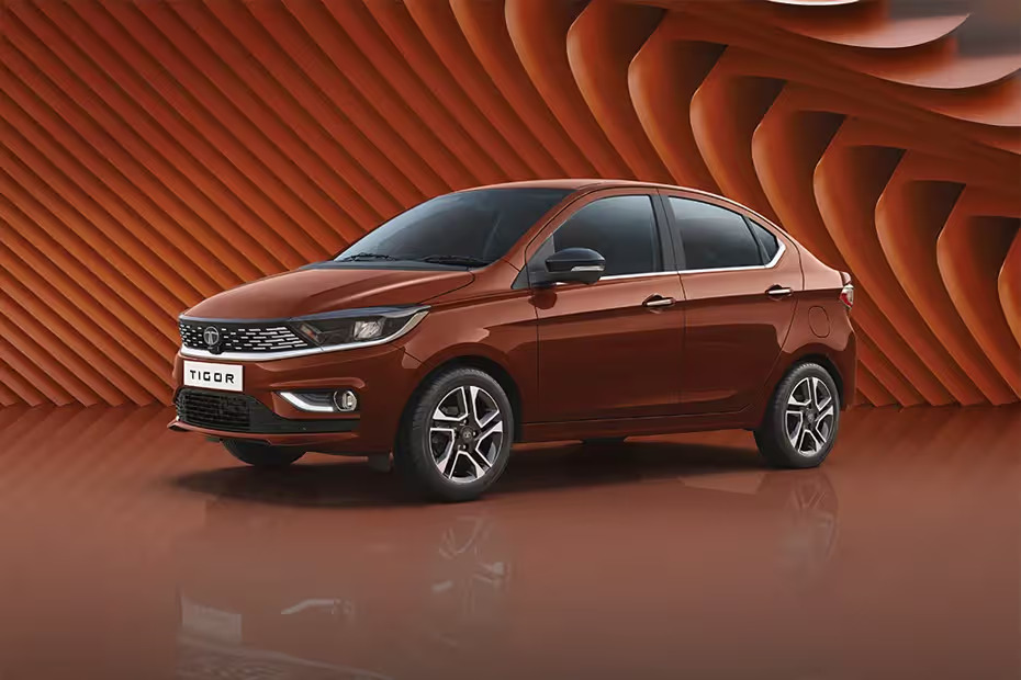 Best Long Drive Cars in India 2025 for Comfort & Performance -Autonexa