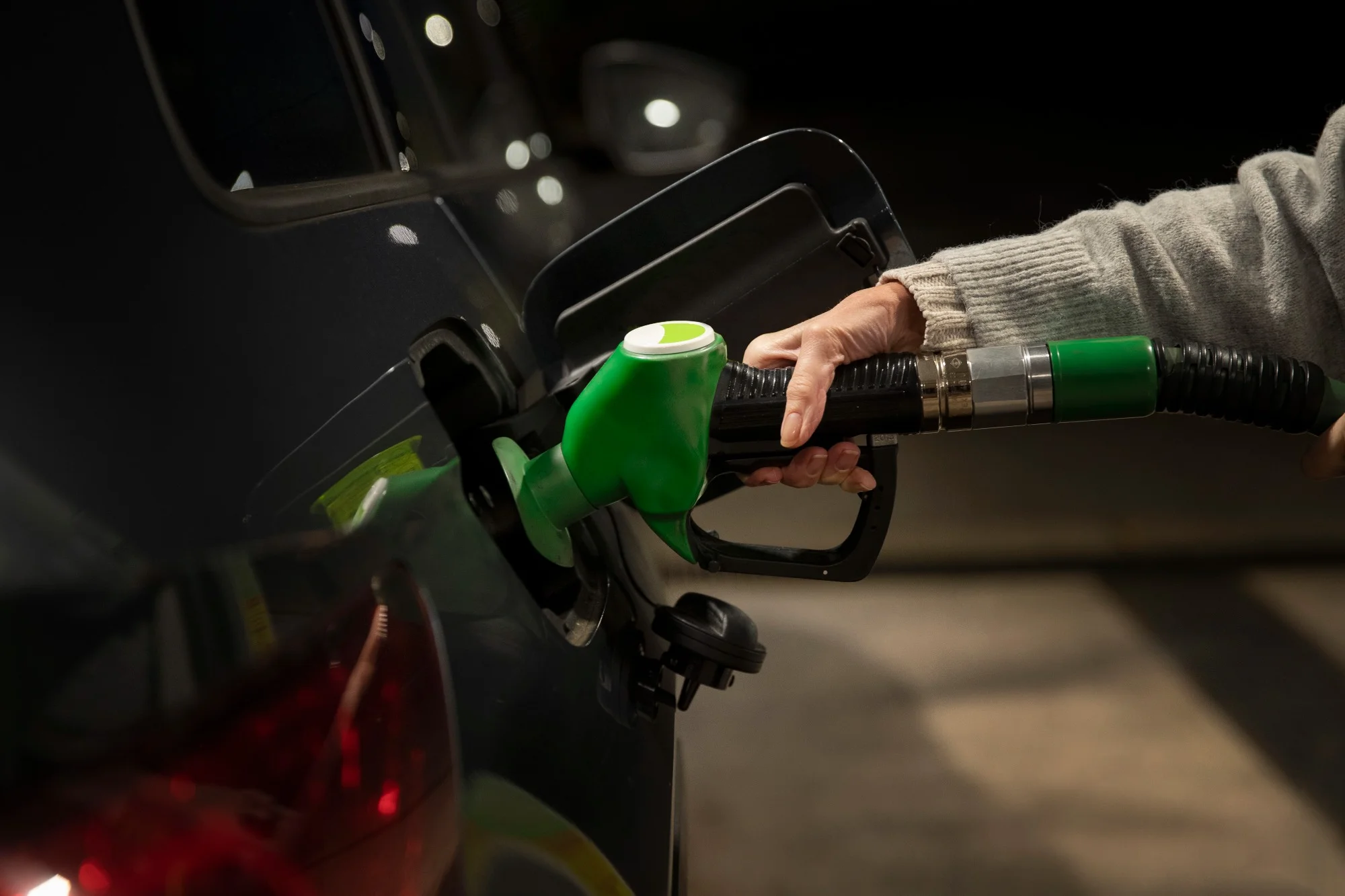 Dos and Don'ts at a CNG Station: Ensuring Safety -Autonexa