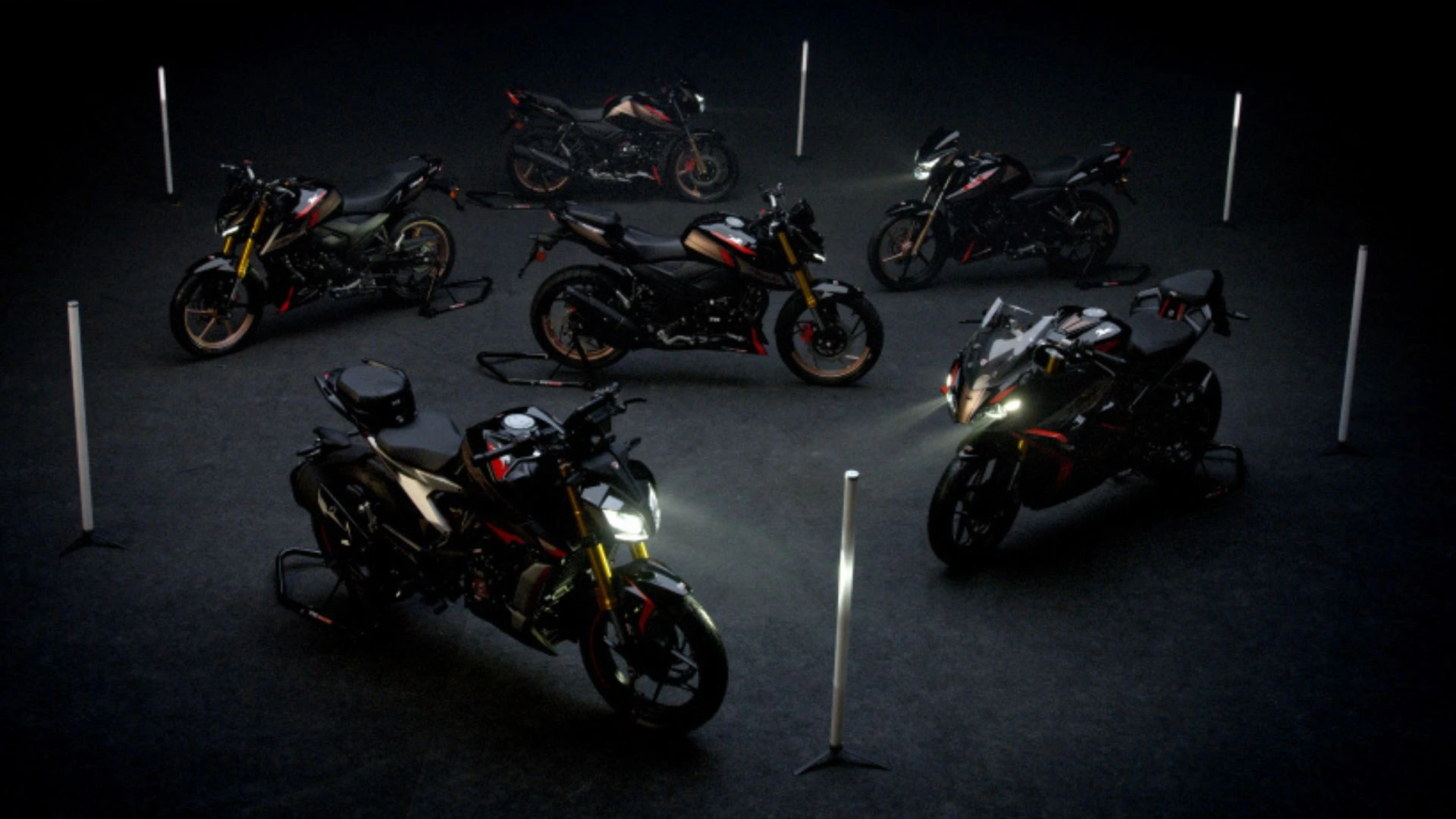 TVS Apache RTR 160 4V and RTR 200 4V Top Variants Launched in India ...