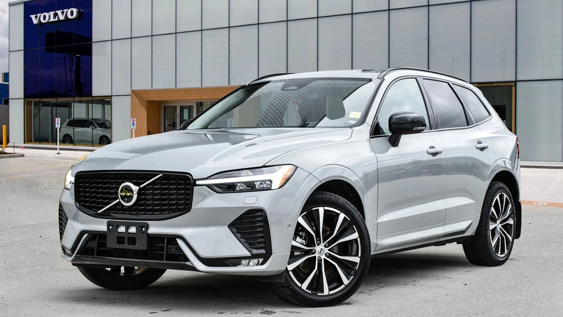 Volvo XC60 the World Most Safest Car in 2017 by Euro NCAP -Autonexa