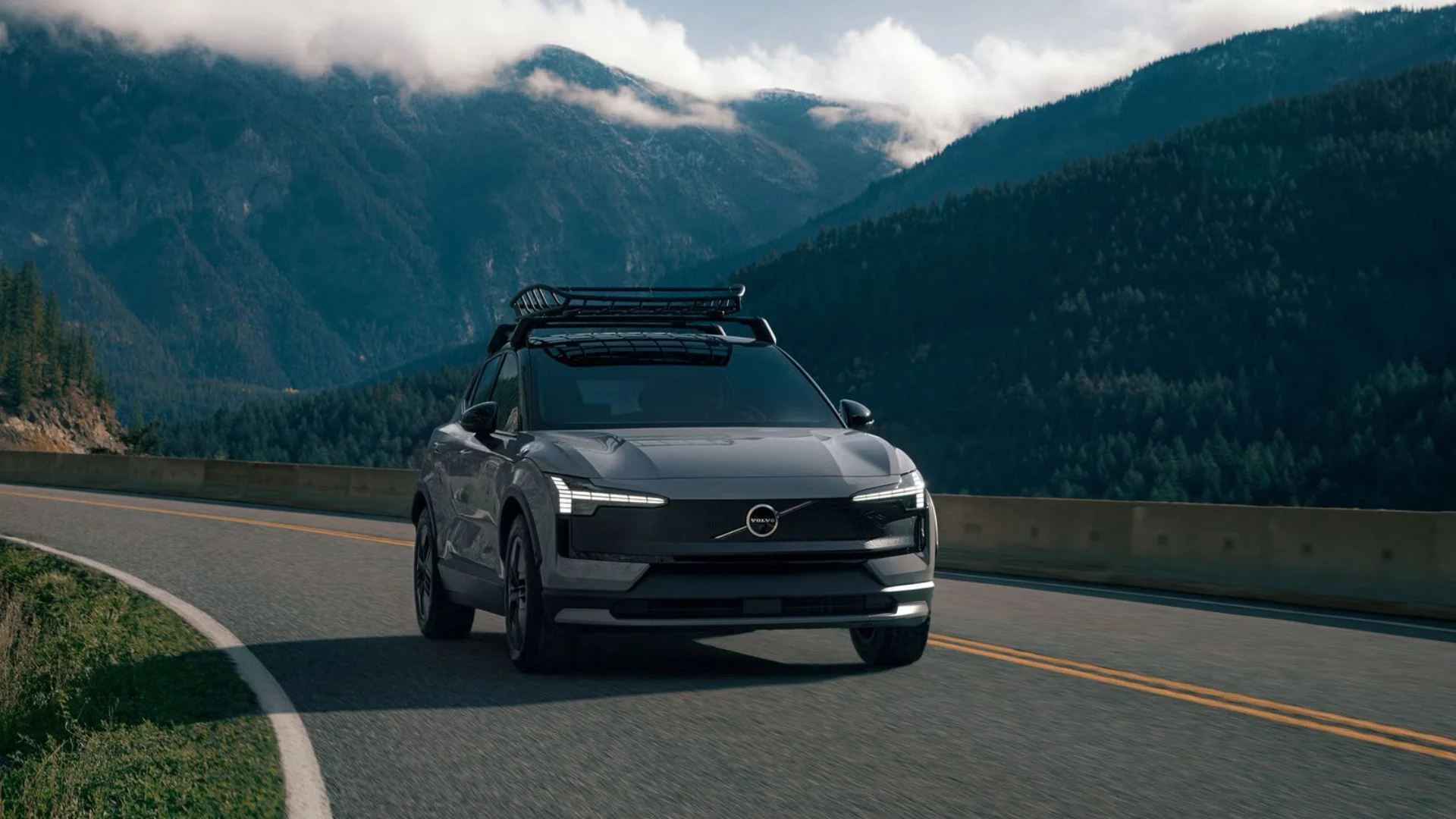 Volvo EX30 Launched in India at ₹39.99 Lakh — Grab It Before Offer Ends ...