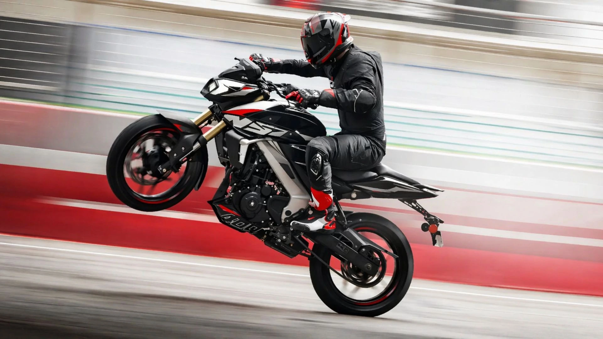 Bajaj Dominar 350 Launched at ₹2.03 Lakh with Price Cut -Autonexa