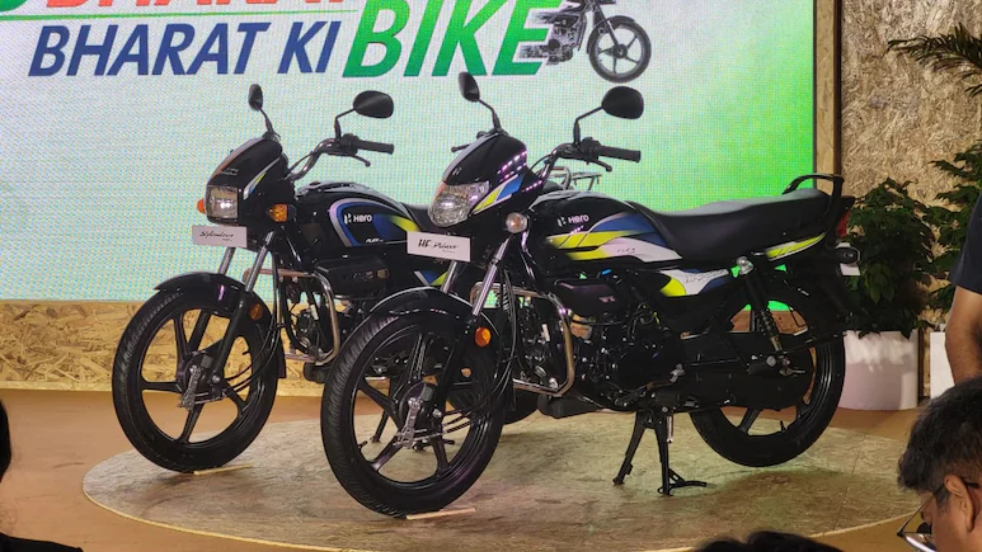 Hero MotoCorp Launches Splendor and HF Deluxe Flex-Fuel Bikes -Autonexa