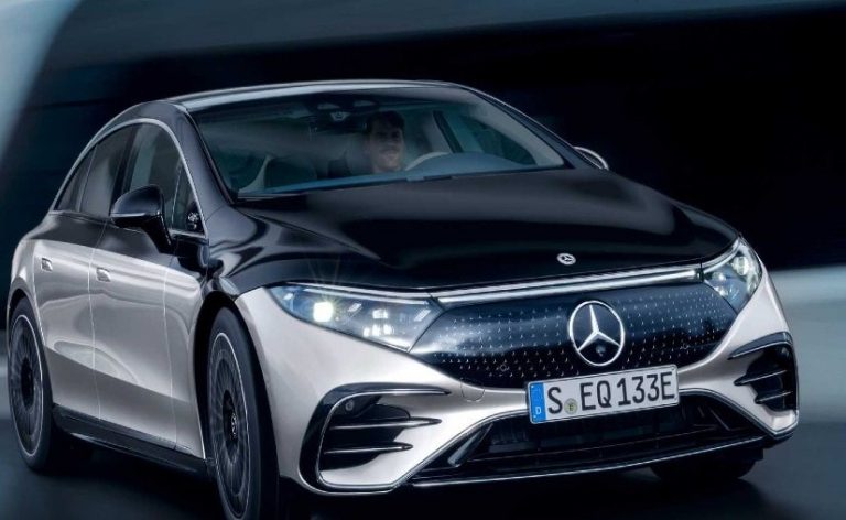 Tesla Model S vs Mercedes-Benz EQS: Which electric sedan is better ...